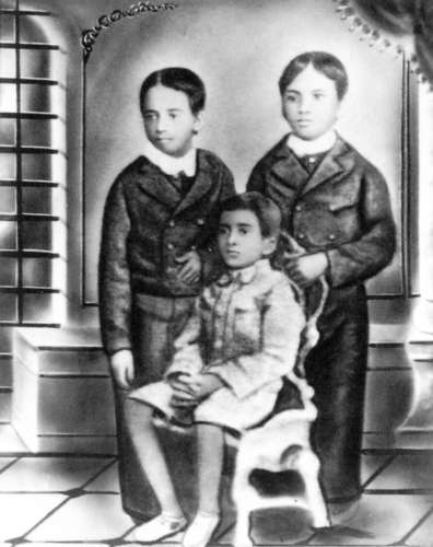 Photographs of Sri Aurobindo’s Family Members – Overman Foundation