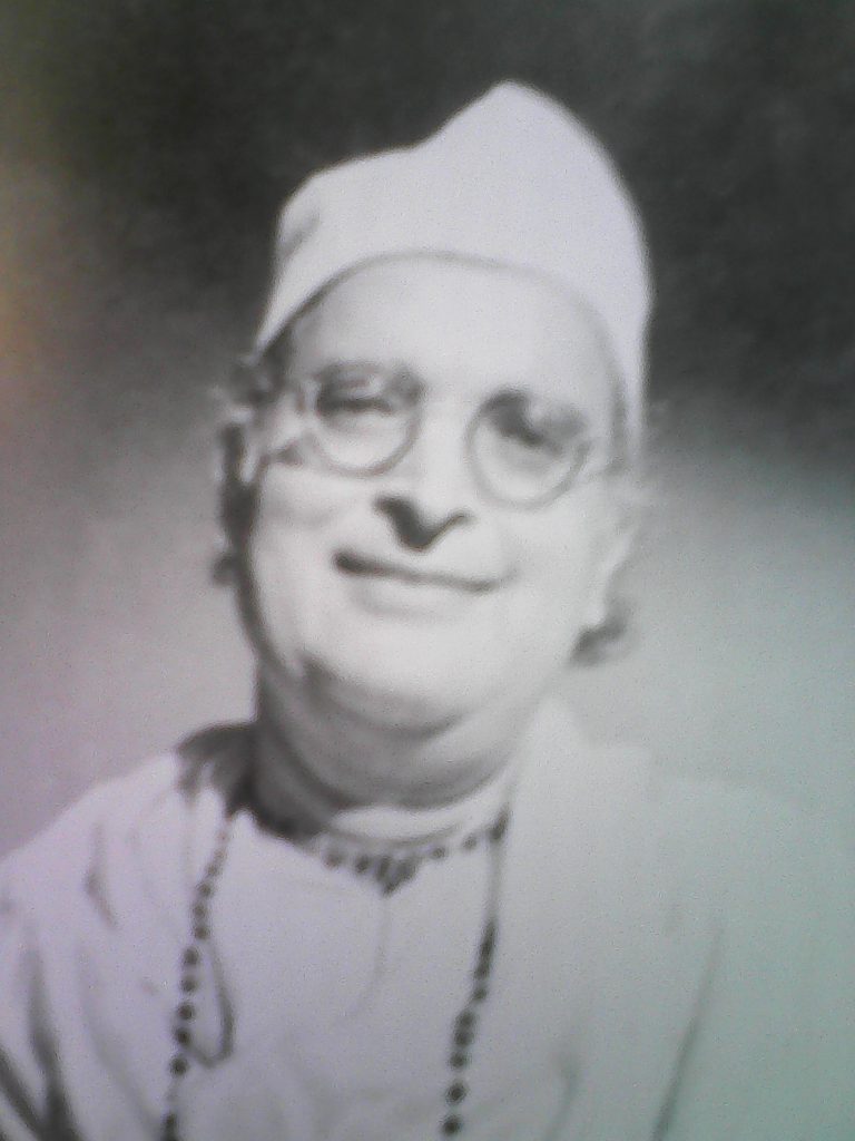 Rare Photographs of Dilip Kumar Roy – Overman Foundation