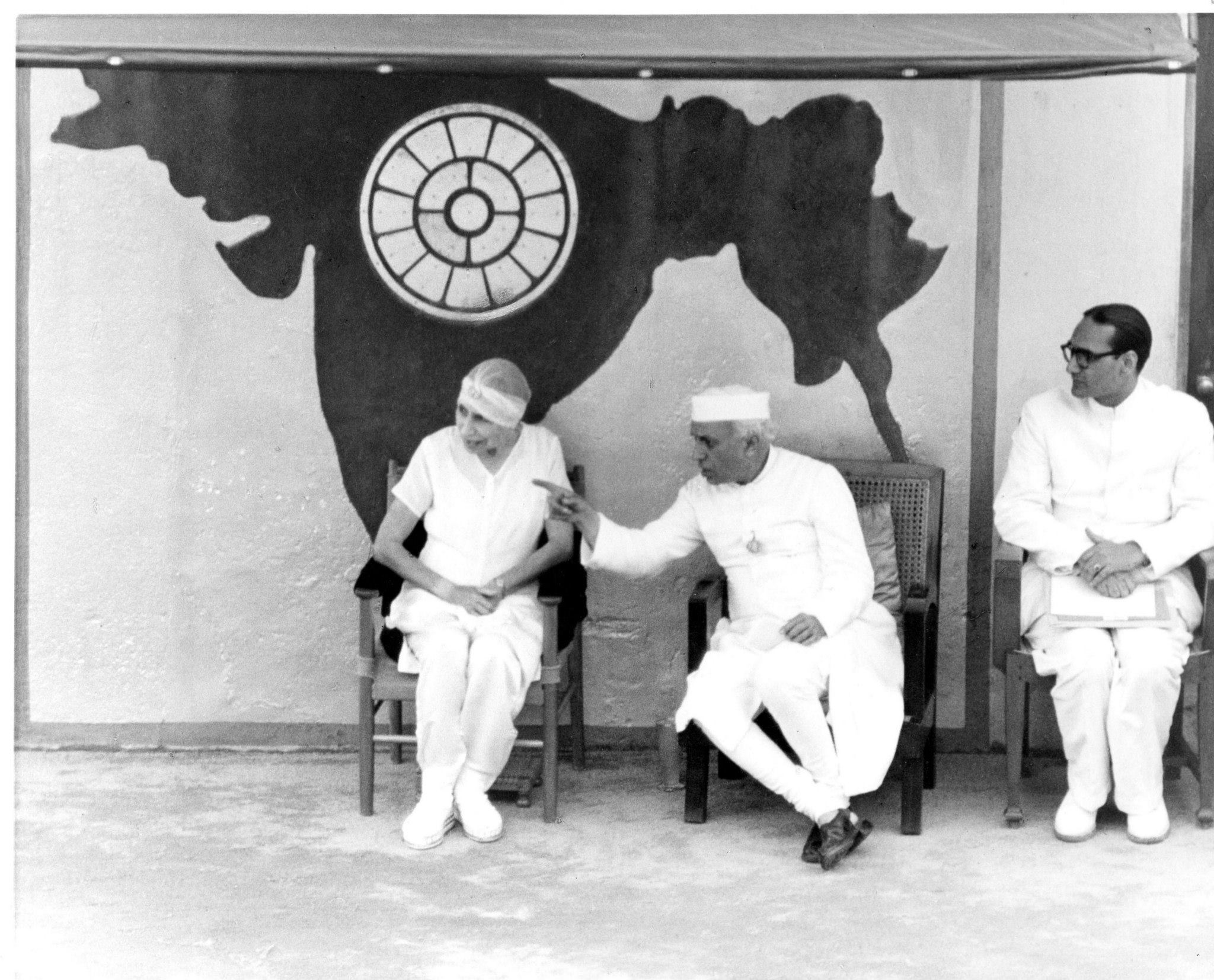 The Mother’s Photographs with Indian Political Leaders – Overman Foundation