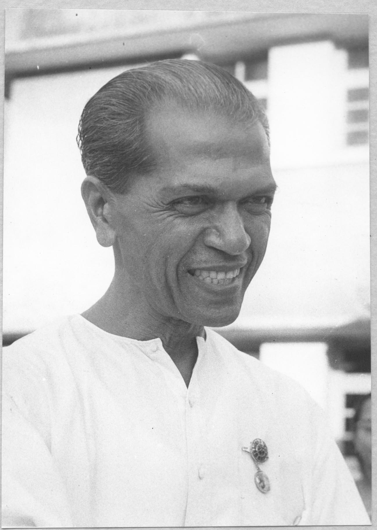 One Hundred Photographs of Sundaram – Overman Foundation